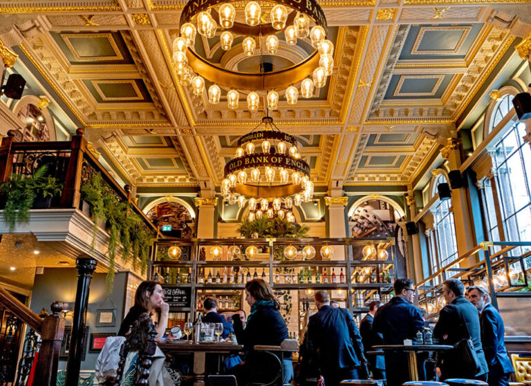 The Old Bank of England Pub: A Historic Gem on Fleet Street - Londonopia